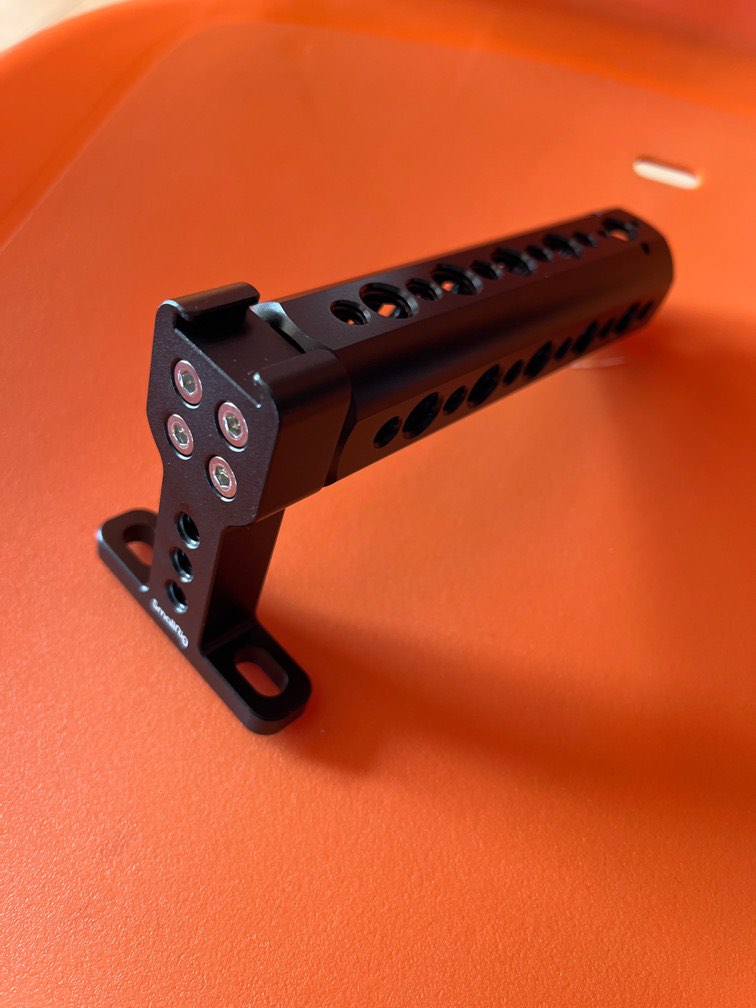 SmallRig hanger handle, Photography, Cameras on Carousell
