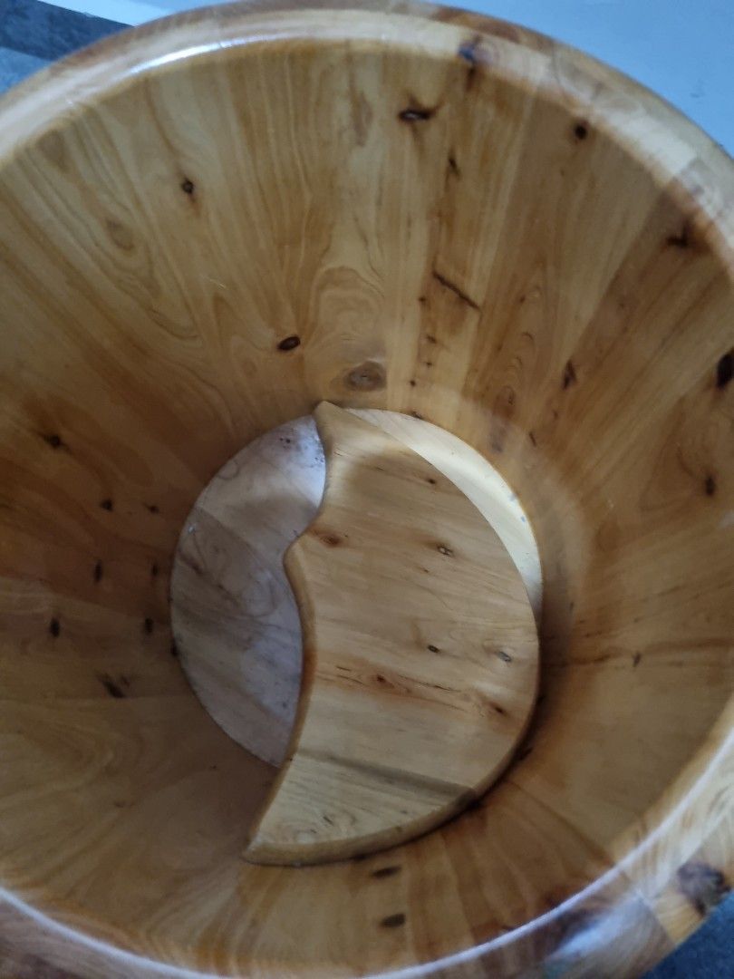 Solid wooden tube, Furniture & Home Living, Bathroom & Kitchen Fixtures ...