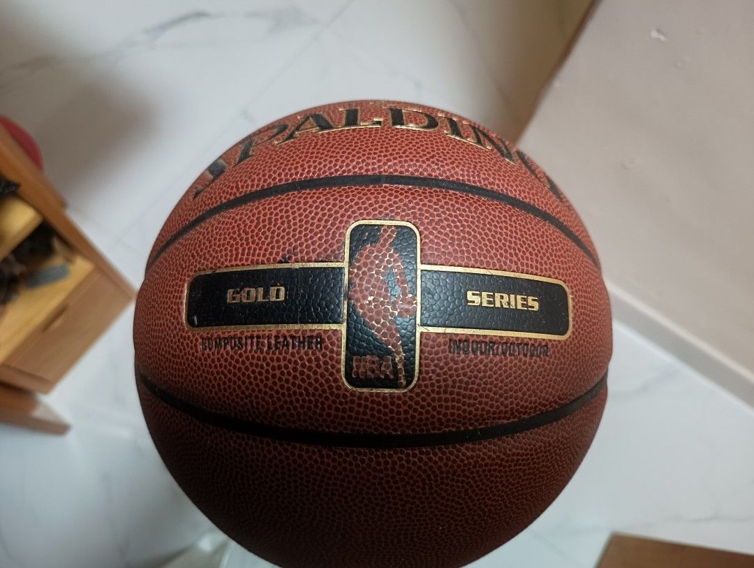 spalding gold series 籃球, 運動產品, 運動與體育, 運動與體育 - 球拍和球類運動 - Carousell