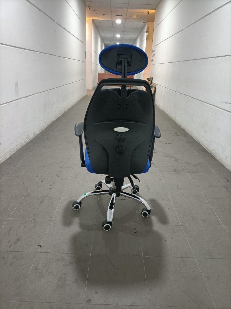 SPAWN II Dynaspine Office Chair in BLUE, Furniture & Home Living ...