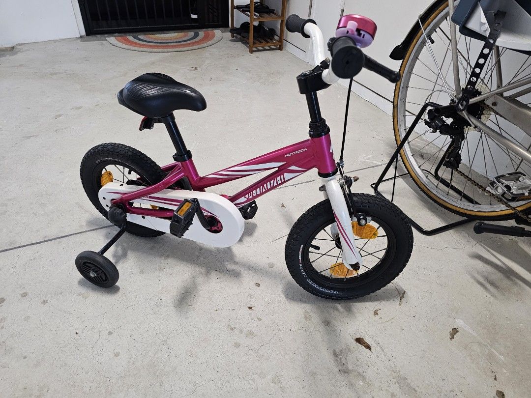 Specialized kids bicycle 12 inch, Sports Equipment, Bicycles & Parts ...