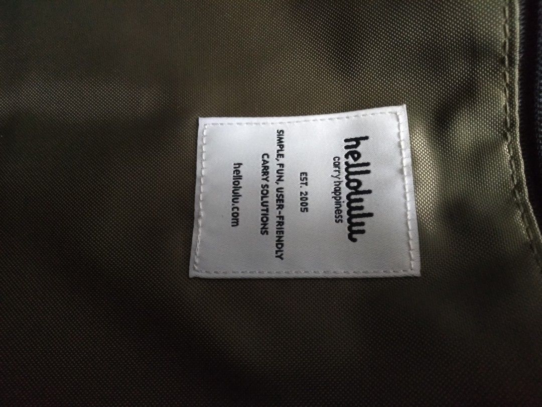 TAS SELEMPANG HELLOLULU MWT-MI-294, Fesyen Wanita, Tas & Dompet di Carousell