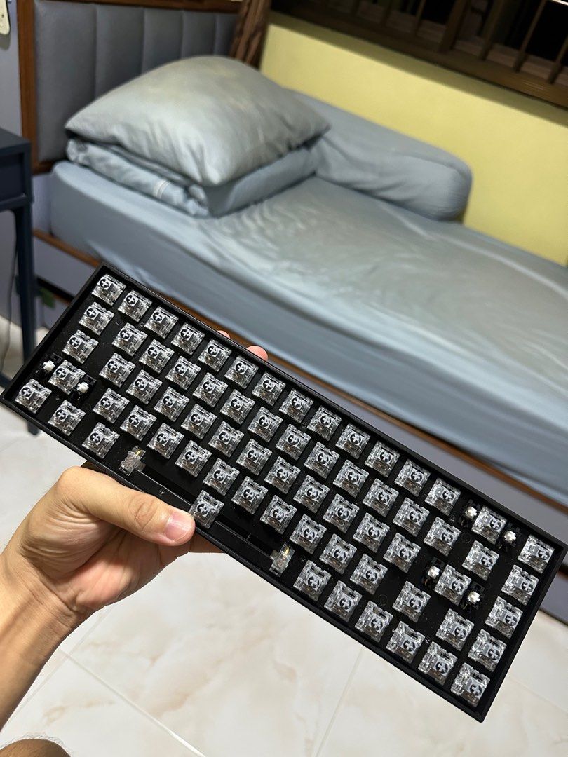 Tecware B68 Custom Mechanical Modded Keyboard with Lubed Akko Silver ...