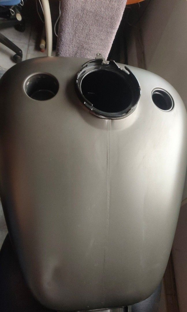 Touring n low rider fuel tank, Motorcycles, Motorcycle Accessories on ...