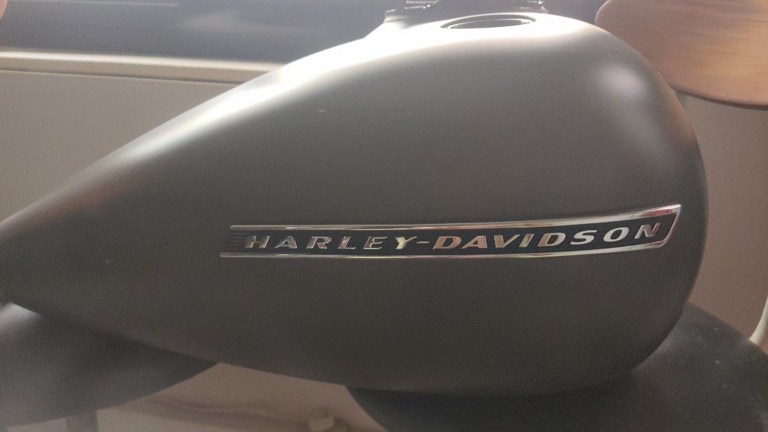 Touring n low rider fuel tank, Motorcycles, Motorcycle Accessories on ...