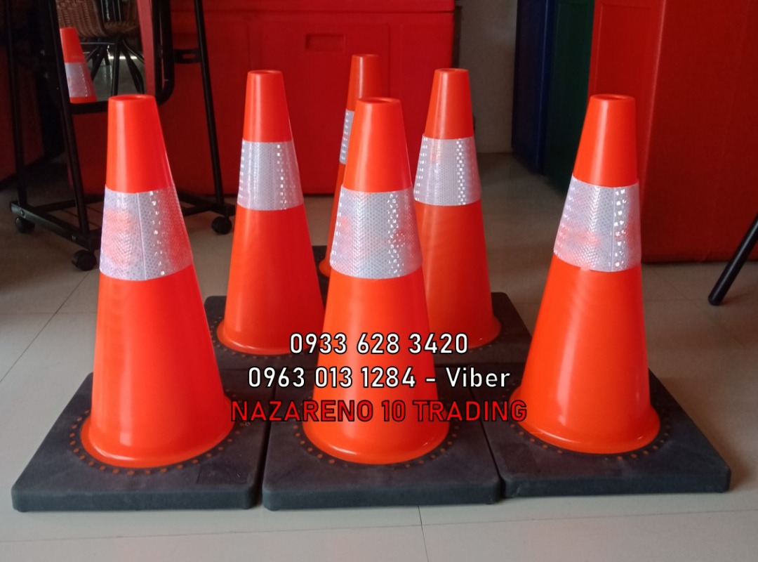 Traffic cone Full Rubberized Black Base Road Barricade 18 inches on ...