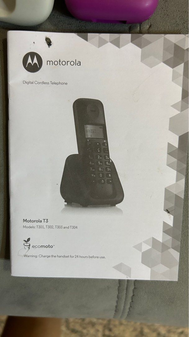 Vintage Motorola T3 landline digital cordless telephone, Everything ...
