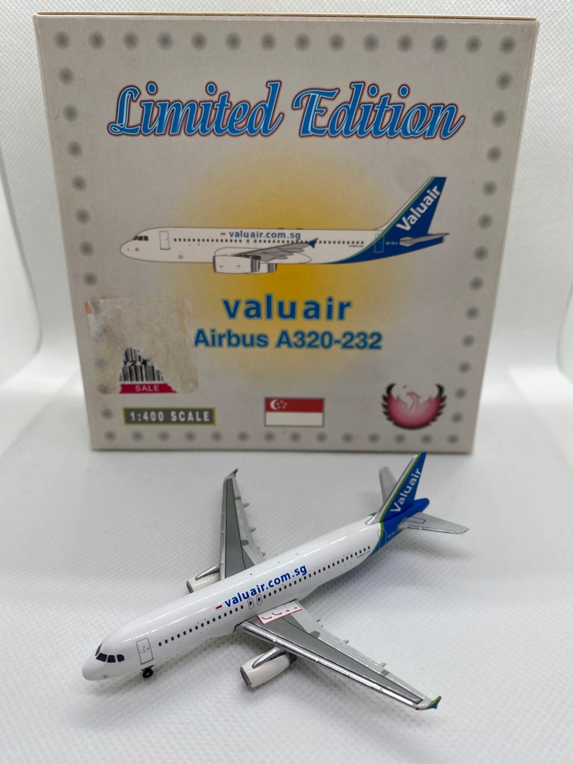 *RARE* Valuair A320 1:400 Diecast Model Limited Edition, Hobbies & Toys ...