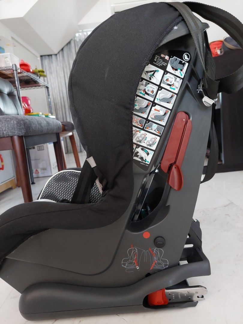 Volkswagen (original) G1 ISOFIX car seat, Babies & Kids, Going Out, Car ...