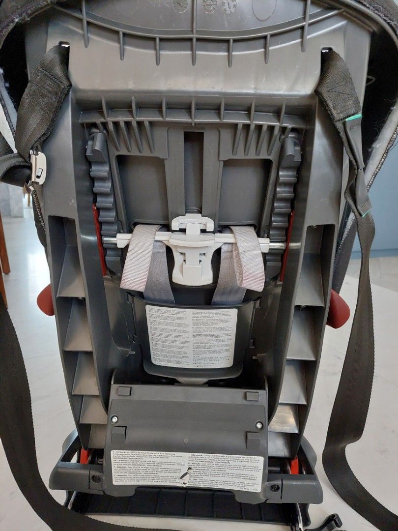 Volkswagen (original) G1 ISOFIX car seat, Babies & Kids, Going Out, Car ...