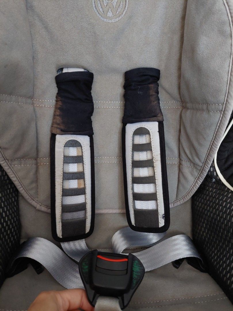 Volkswagen (original) G1 ISOFIX car seat, Babies & Kids, Going Out, Car ...