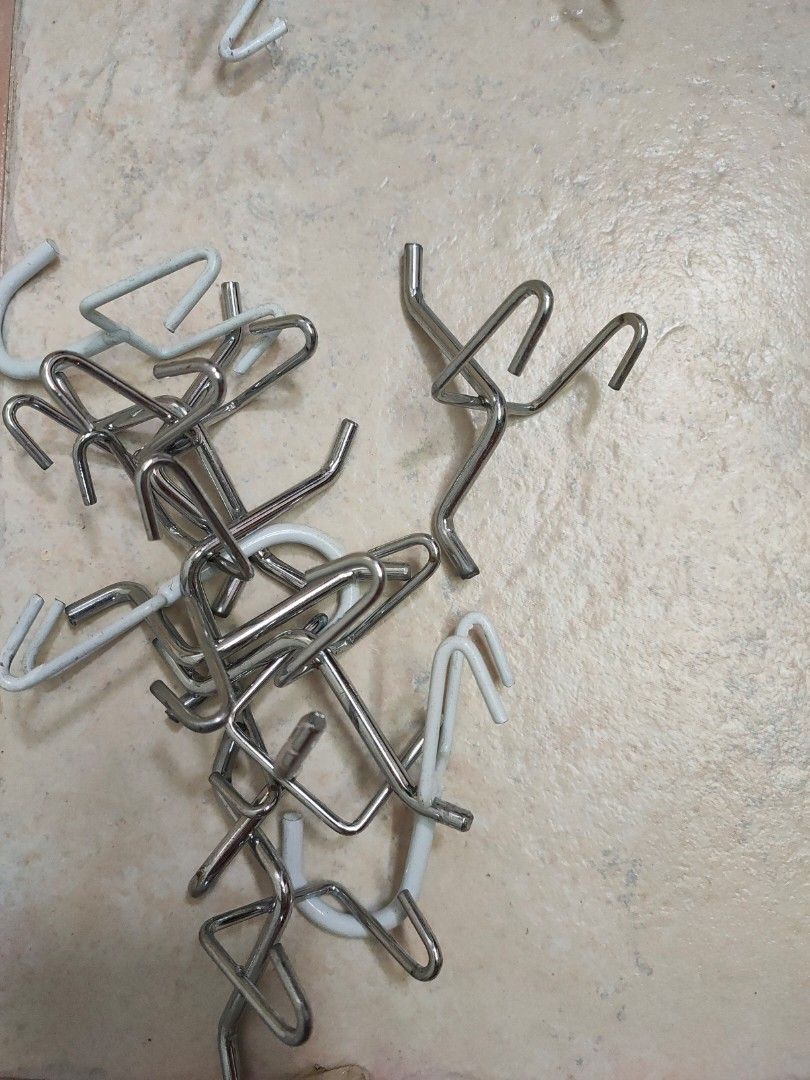 Wire Mesh Hooks 5 piece for $2, Furniture & Home Living, Home ...