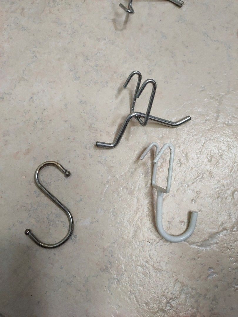 Wire Mesh Hooks 5 piece for $2, Furniture & Home Living, Home ...