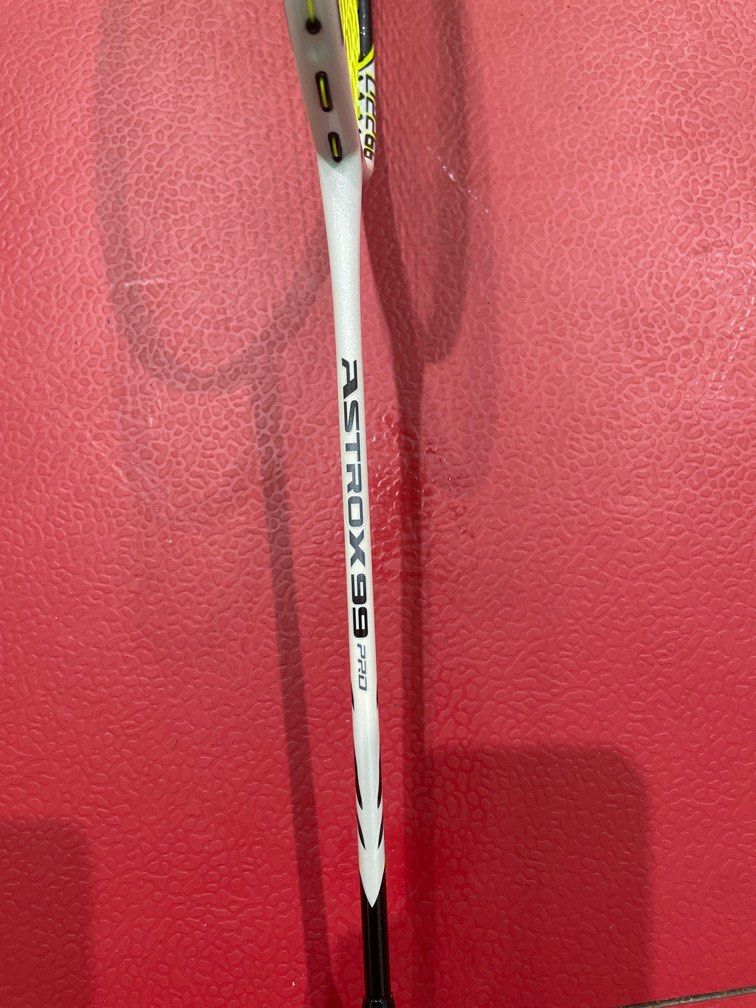 Yonex Astrox 99 Pro 4U white, Sports Equipment, Sports & Games, Racket ...