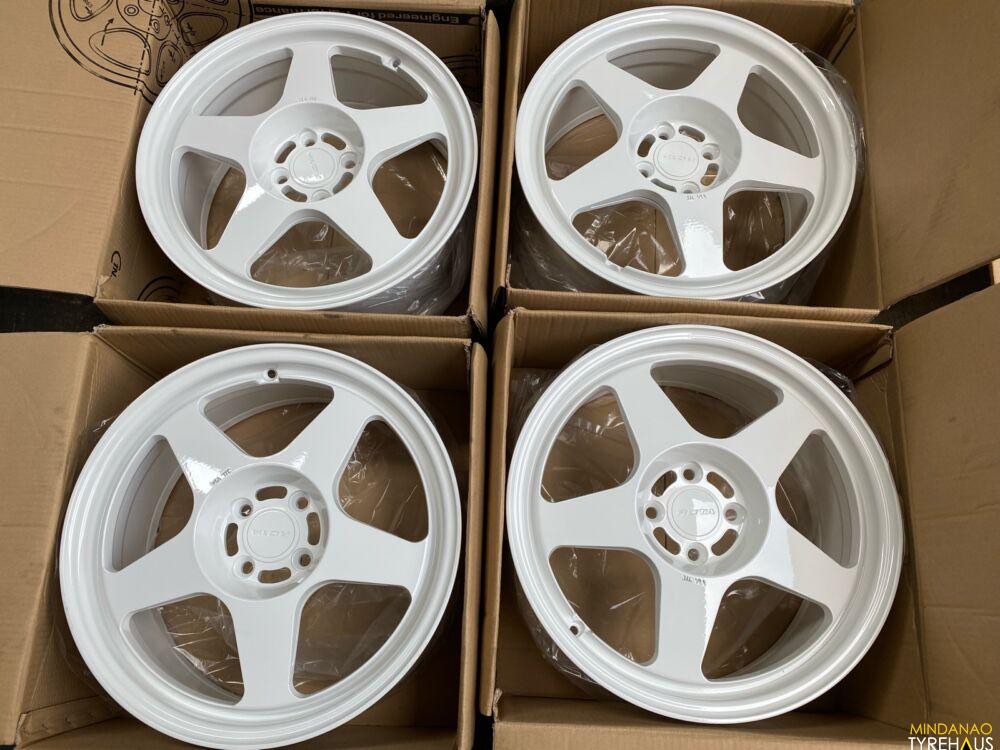 16” Rota Slipstream White 4Holes pcd 100 Brandnew mags on Carousell