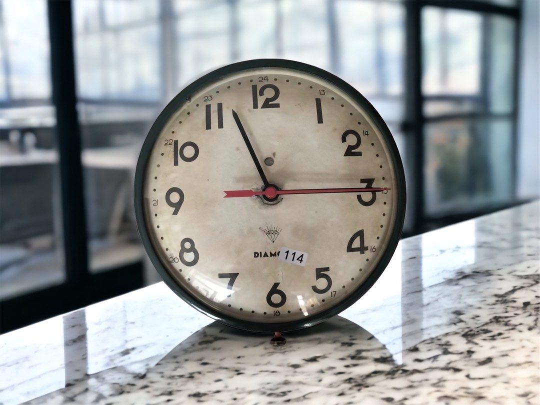 21 cm Paper Face Diamond Clock, Furniture & Home Living, Home Decor ...