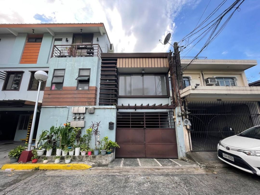 3 Bedroom Townhouse in Kapitolyo, Property, Rentals, Townhouse on Carousell