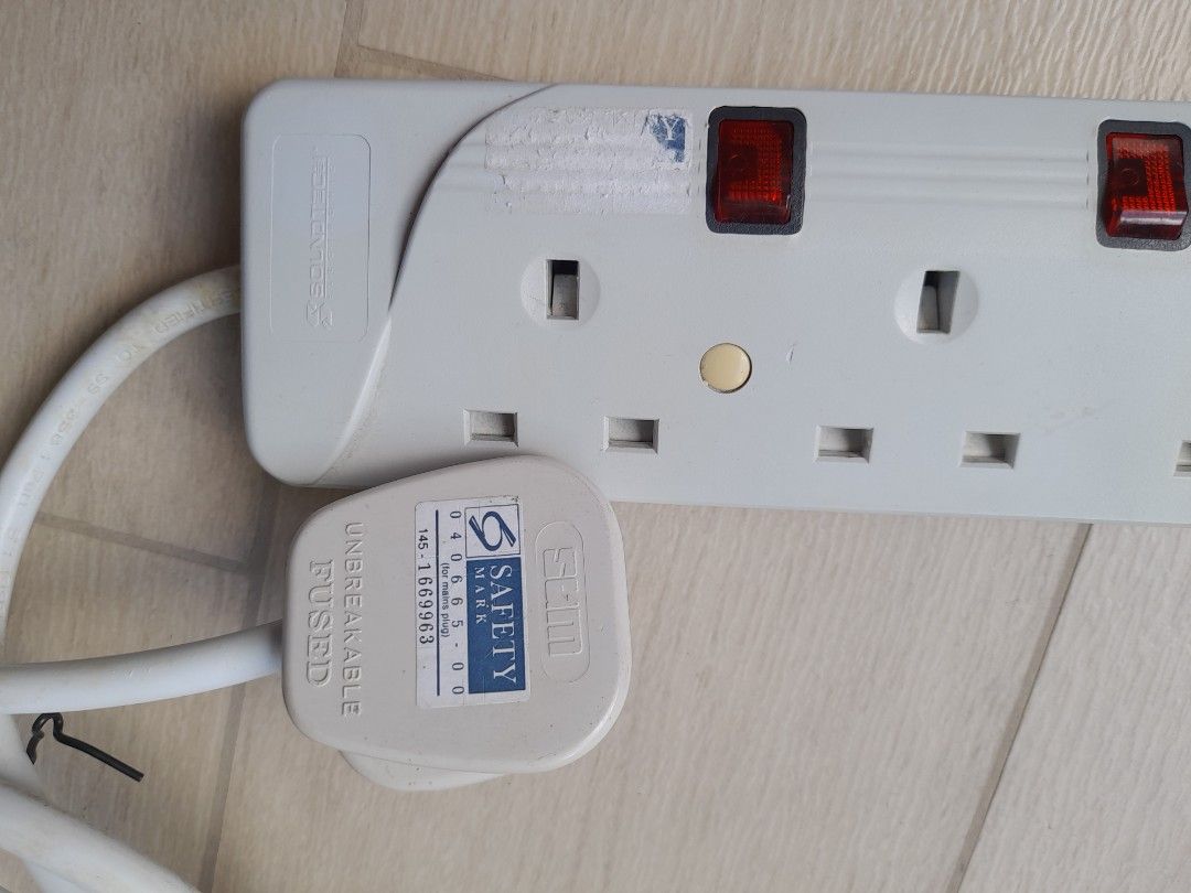 5 gang ,1.7m extension socket with safety mark, TV & Home Appliances ...