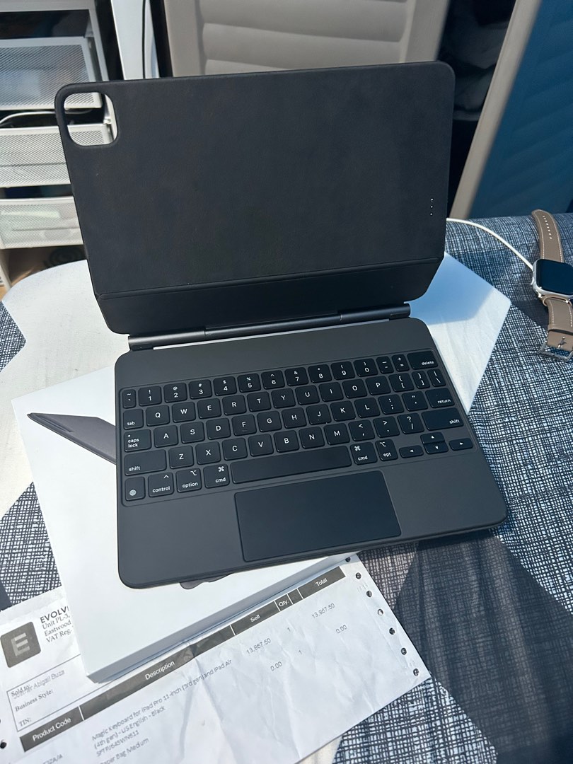 Apple Magic Keyboard, Computers & Tech, Laptops & Notebooks on Carousell