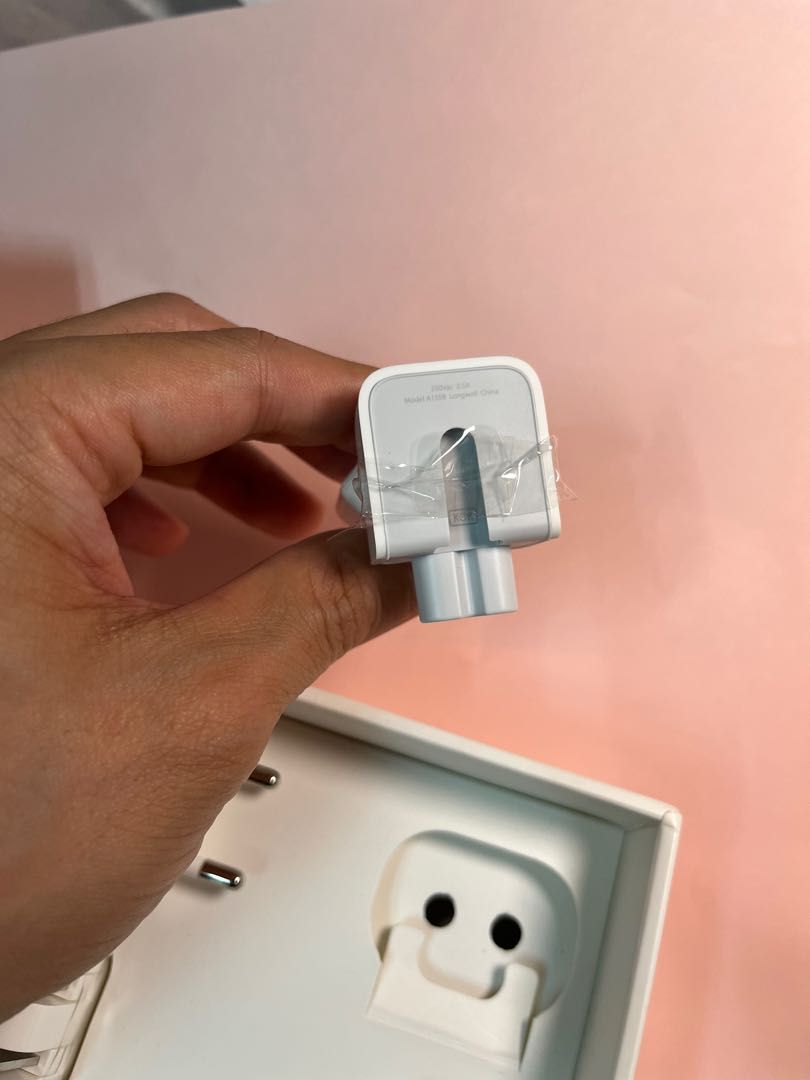 Power Adopter from Apple World Travel Adapter Kit - China 中國 Brazil 巴西 ...