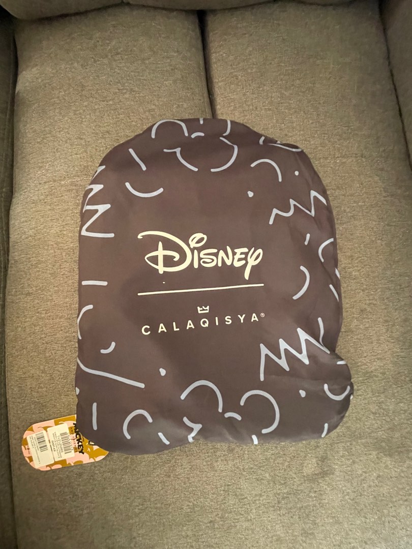 Calaqisya X Mickey Disney Breathe Shirt, Women's Fashion, Muslimah ...