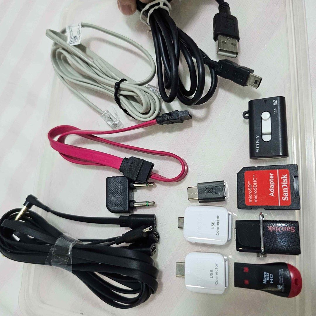 Card readers, usb connectors and cables (hdmi, ethernet cat 5E etc ...