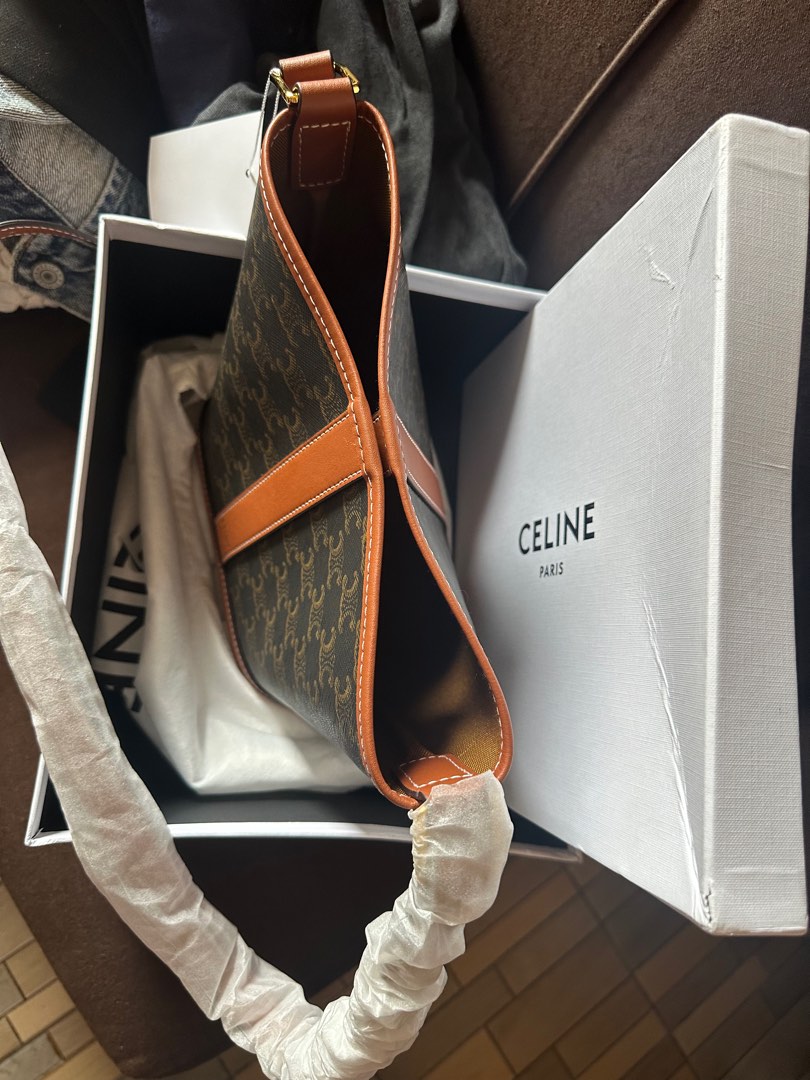 CelineXTriomphe Bucket Bag In Medium on Carousell
