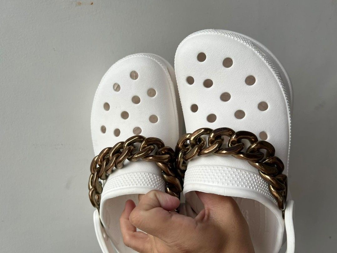 crocs bae clog with chain, Women's Fashion, Footwear, Slippers and ...