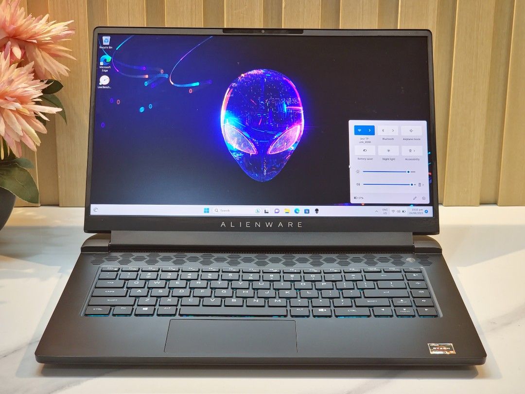 Dell Alienware M15 Ryzen Edition R5 Ryzen 9 5900HX 32GB RAM 1TB M2 SSD ...