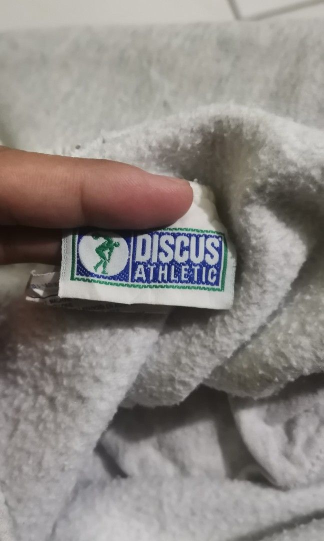 Discus athletic vintage short on Carousell
