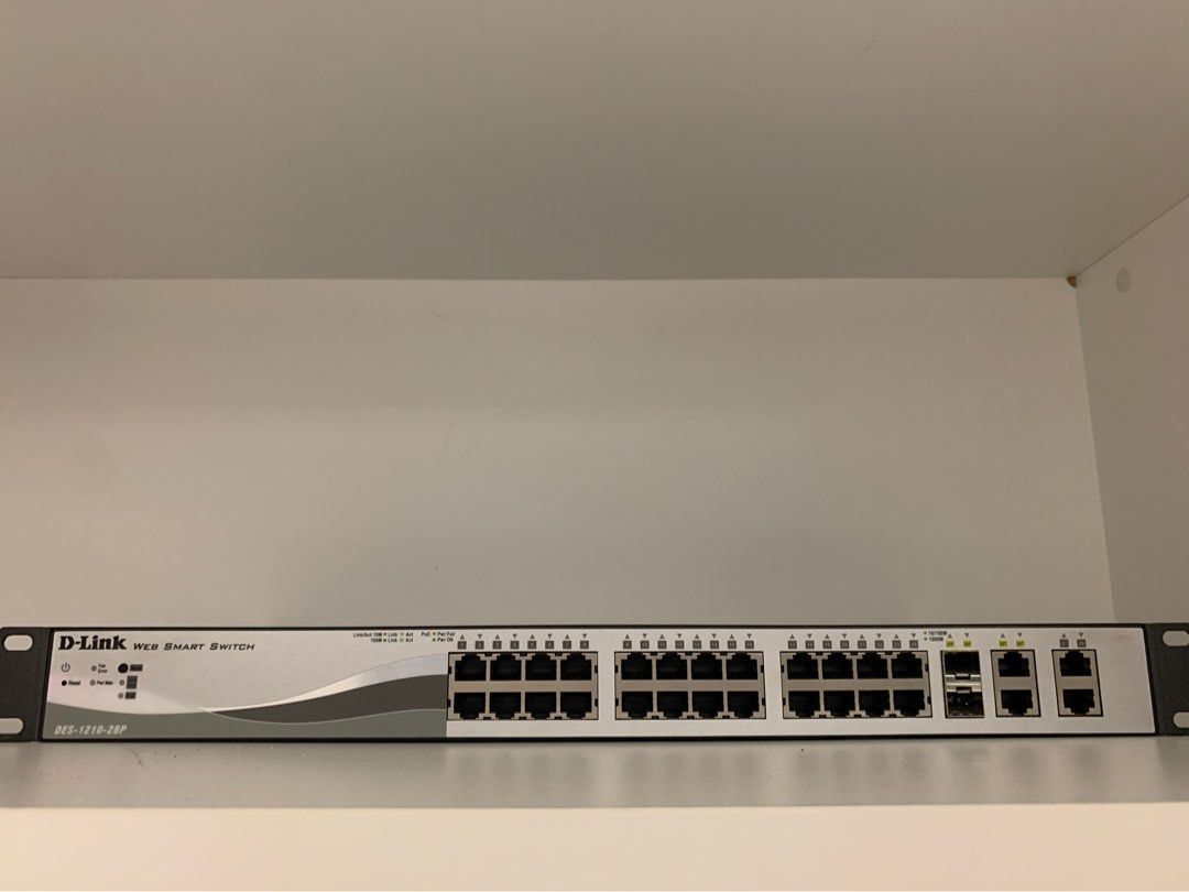 D-Link DES-1210-28P Web Smart Switch, Computers & Tech, Parts ...
