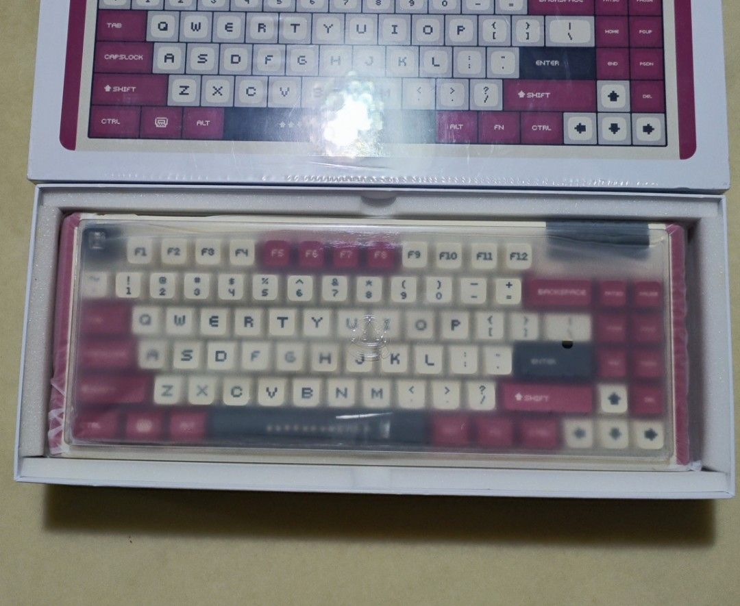 Dustsilver D84 Custom Pre-Lubed Mechanical Keyboard, Computers & Tech ...