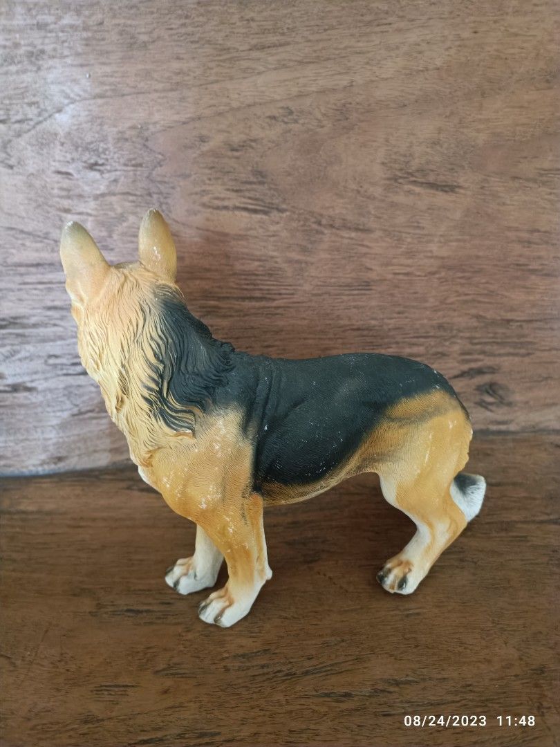 German Shepherd figurine, Hobbies & Toys, Memorabilia & Collectibles ...