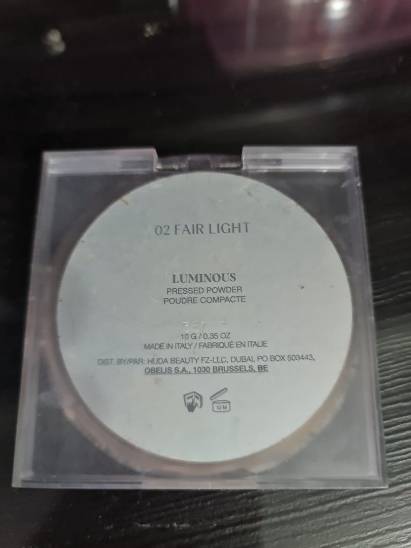 Glowish by Huda Beauty Pressed Powder Compact, Beauty & Personal Care ...