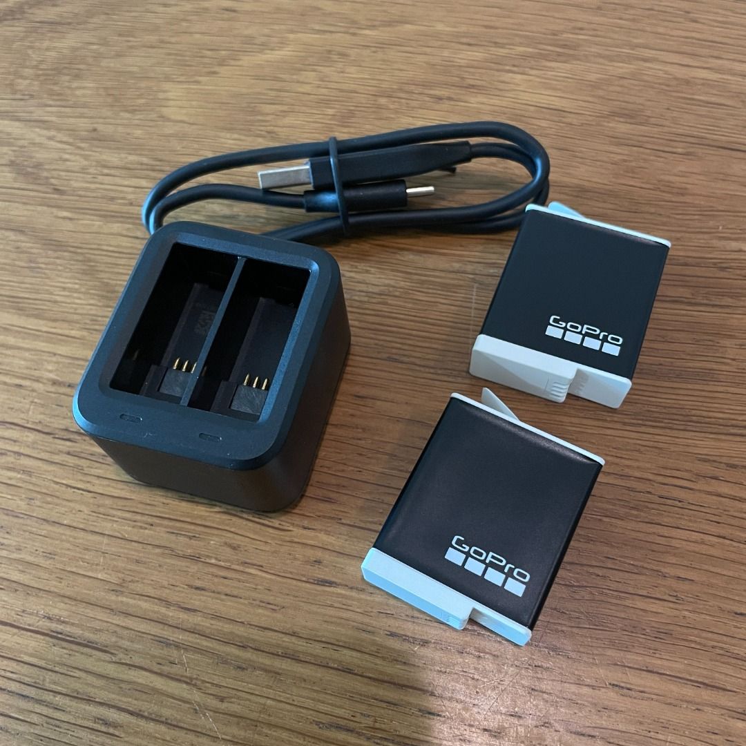 GoPro Dual Battery Charger + Enduro Batteries, Photography, Photography ...