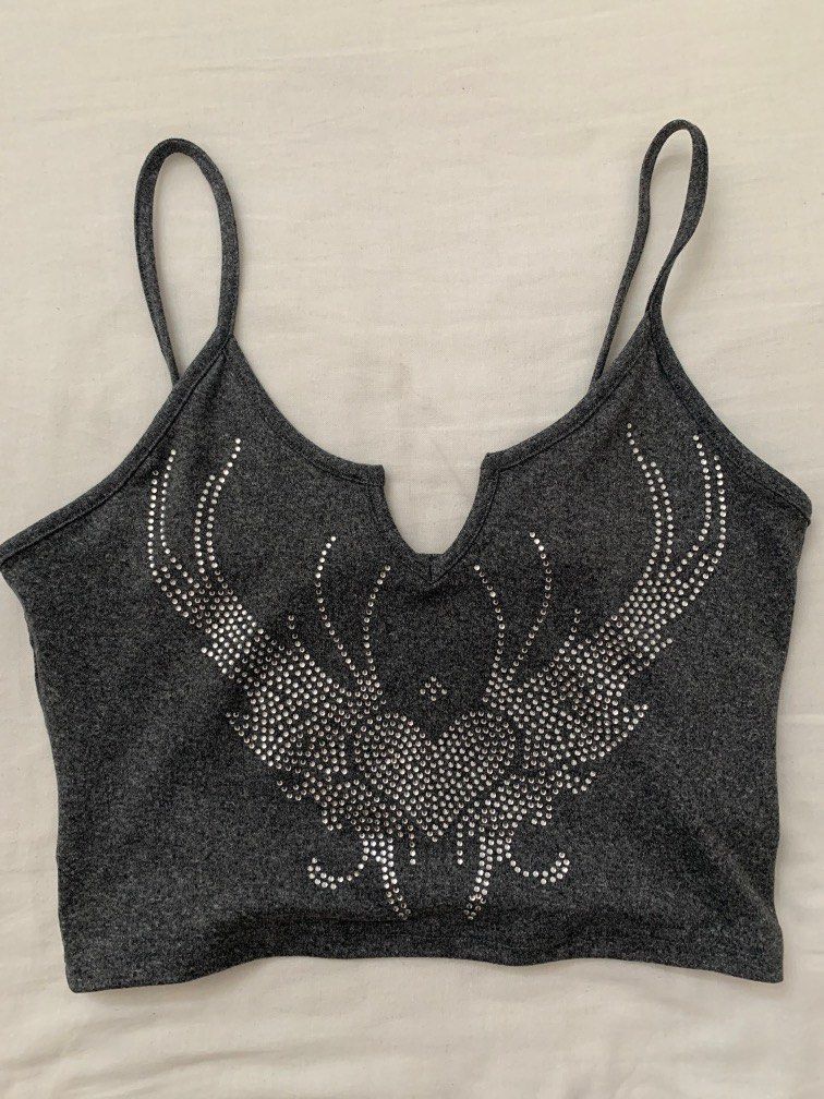 Grey Y2k top, Women's Fashion, Tops, Other Tops on Carousell