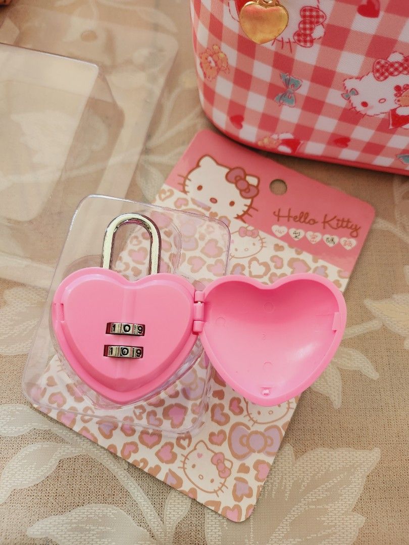 Hello Kitty Pink Heart Digital Lock - Authentic, Hobbies & Toys, Travel ...