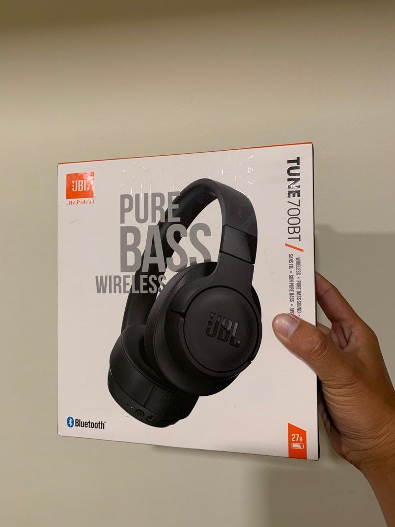 JBL 700 Bluetooth Headphone, Audio, Headphones & Headsets on Carousell