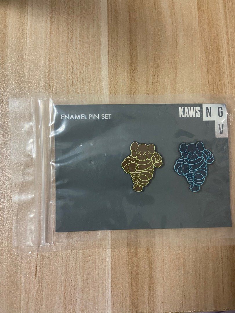 Kaws NGV Enamel Pin, Hobbies & Toys, Memorabilia & Collectibles, Fan ...