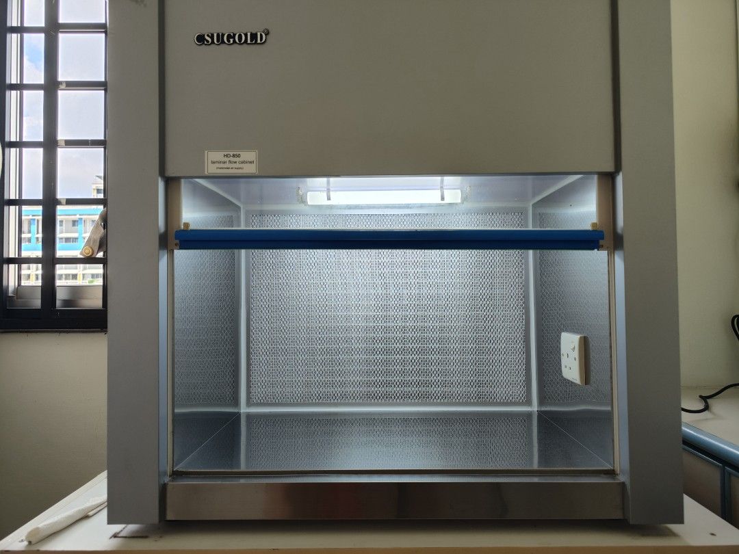 Laminar Flow Hood / Cabinet, Furniture & Home Living, Furniture ...
