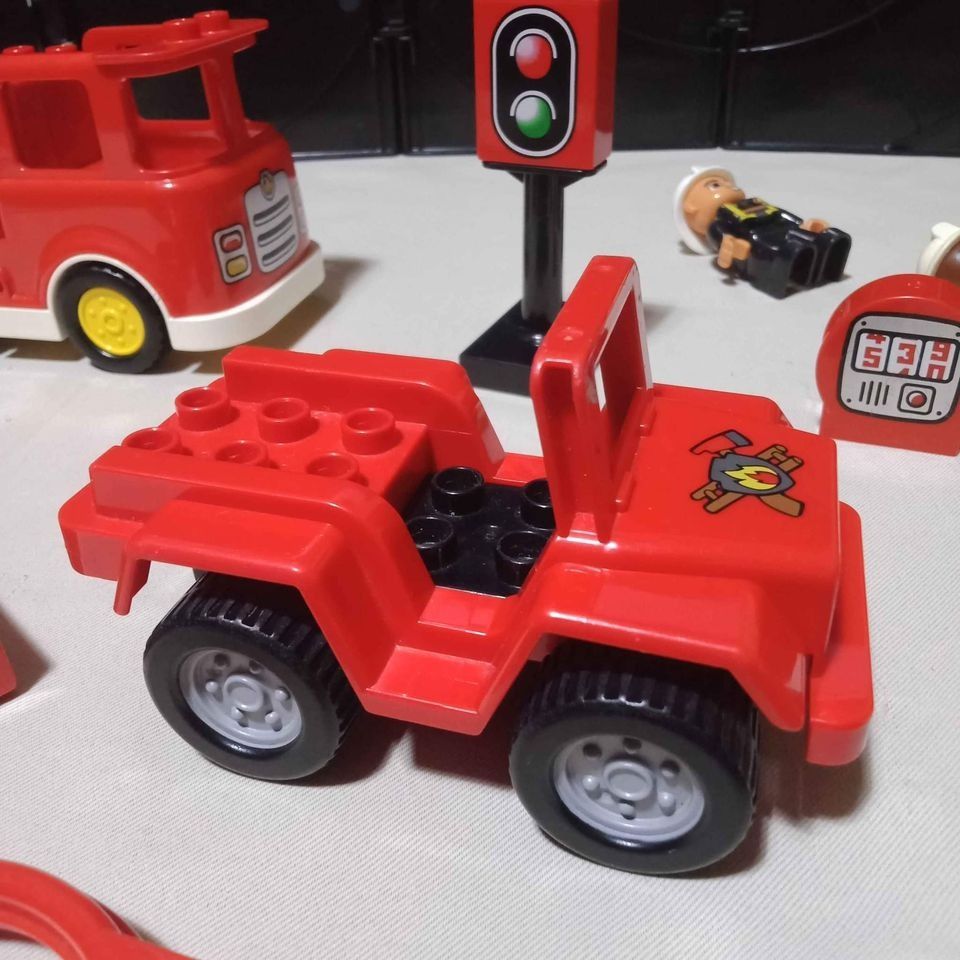 Lego duplo firetruck/fireman on Carousell