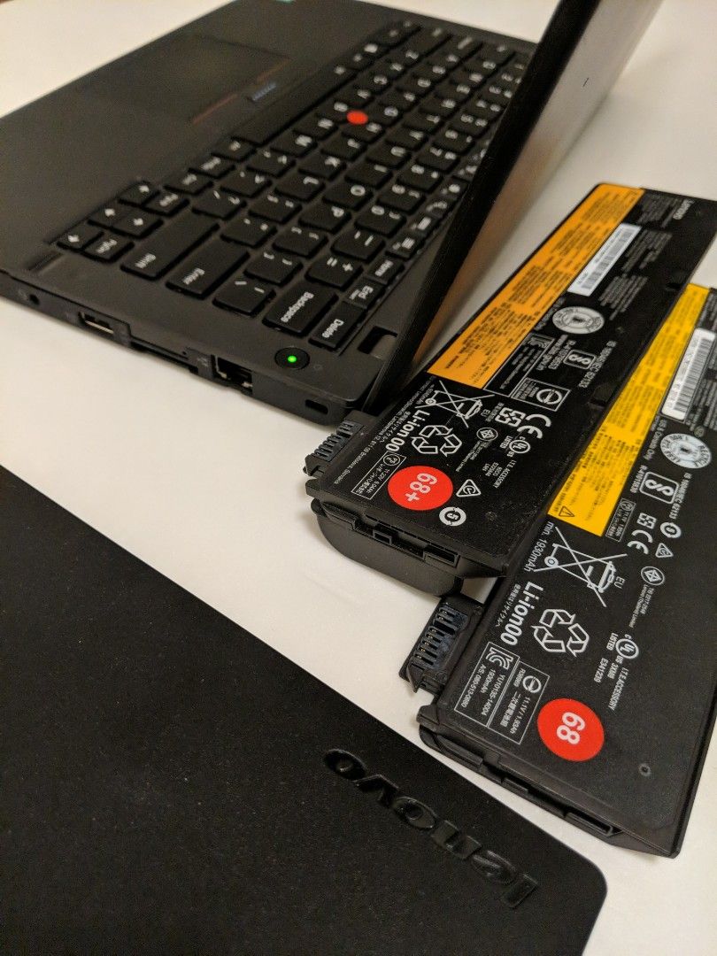 2 battery Lenovo X260 i5 CPU ThinkPad 8GB 128GB SSD laptop, docking ...