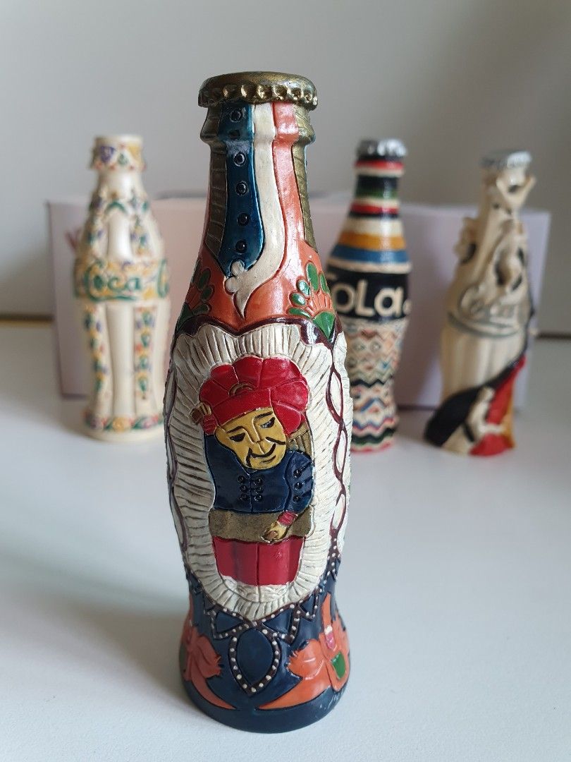 Limited set of 4 Coca Cola Collectibles with serial number endorsed, Hobbies & Toys, Memorabilia ...