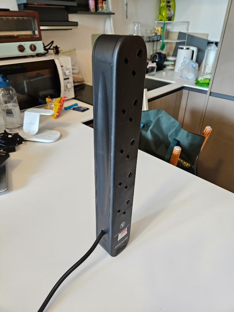 Masterplug 13A 10 plugs SRGTOW102B (warranty til 2024), 家庭電器, 轉插器及插頭 ...