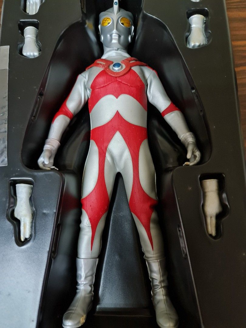 Medicom RAH 12" Ultraman Ace & Metal Gear Solid Snake Eater, Hobbies ...