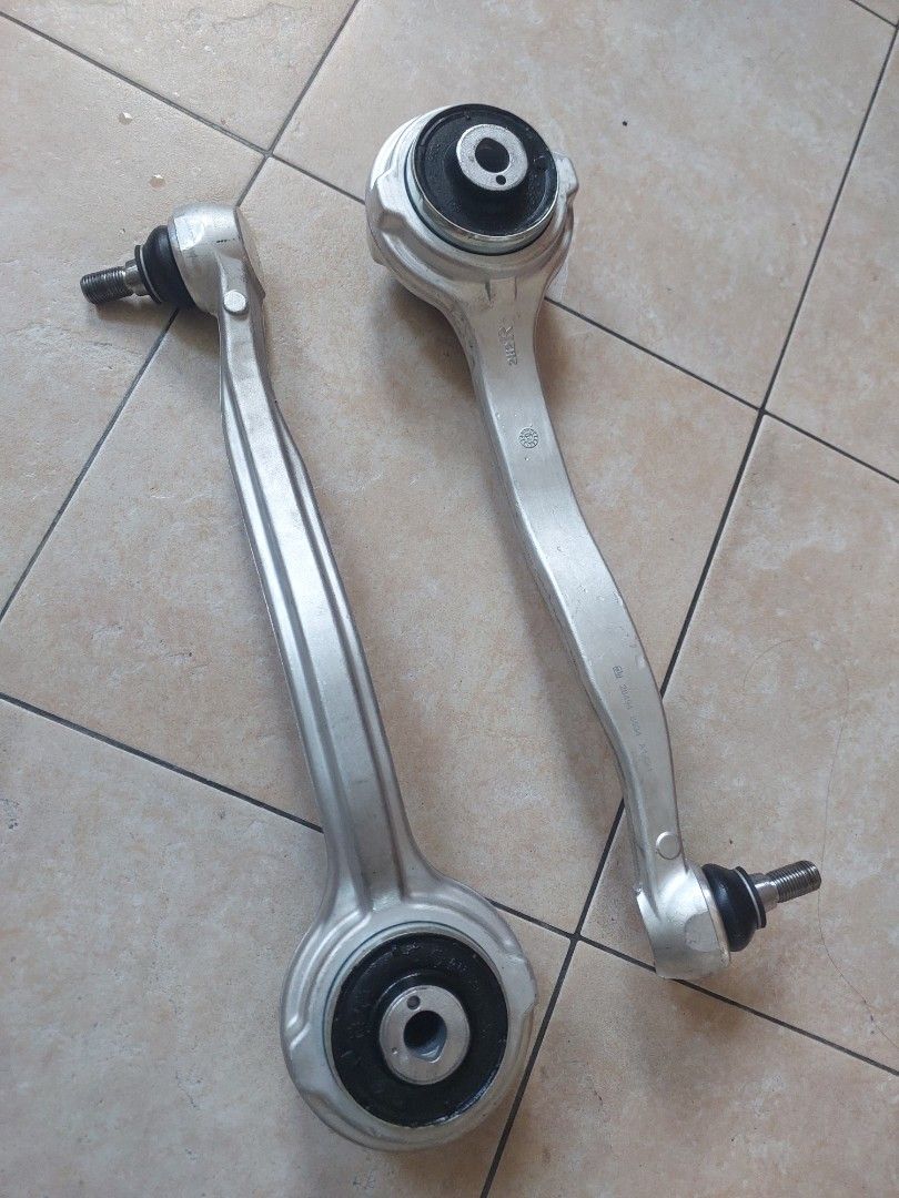 Mercedes C180 W204 Lower Arms (OEM), Car Accessories, Accessories on ...