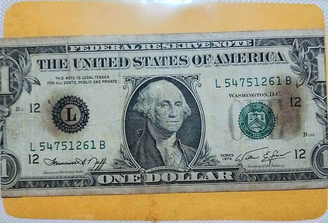 Old One Dollar Bill: 1974 Series, Hobbies & Toys, Memorabilia ...