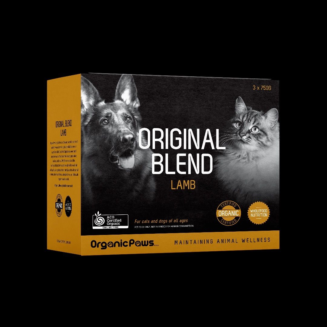ORGANIC PAWS ORIGINAL BLEND - LAMB, Pet Supplies, Pet Food on Carousell