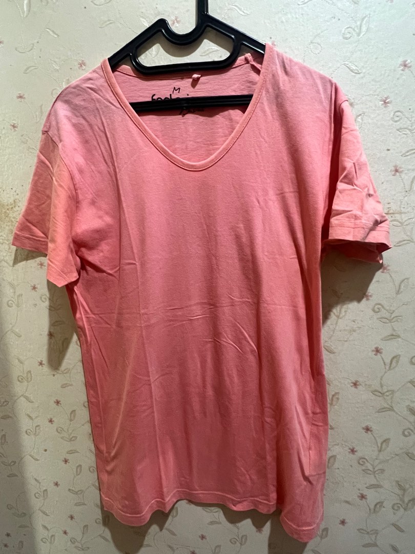 Pink salam, Fesyen Wanita, Pakaian Wanita, Atasan di Carousell