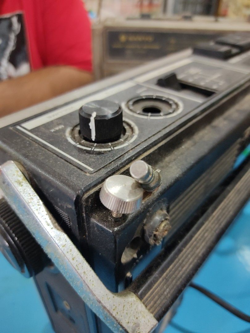 Radio Lama - still boleh pakai, Hobbies & Toys, Collectibles ...